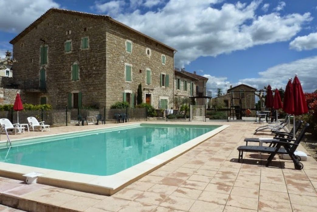 Appartement authentique dans Bastide en Pierre avec Piscine - Alliance ...